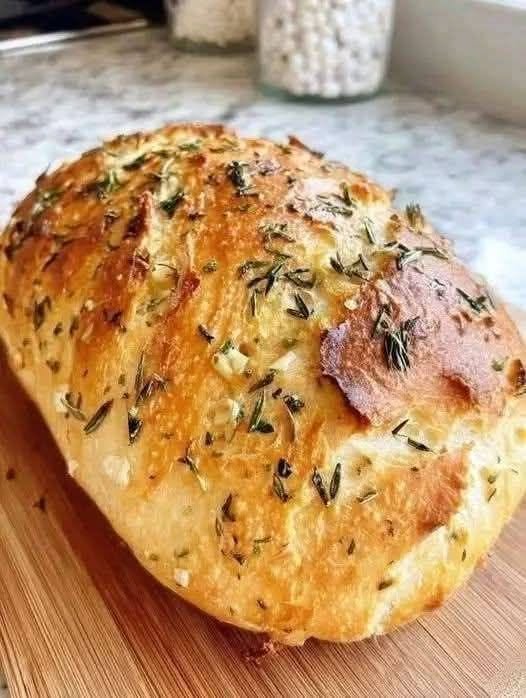 Rustic No-Knead Rosemary Garlic Bread – cooking food